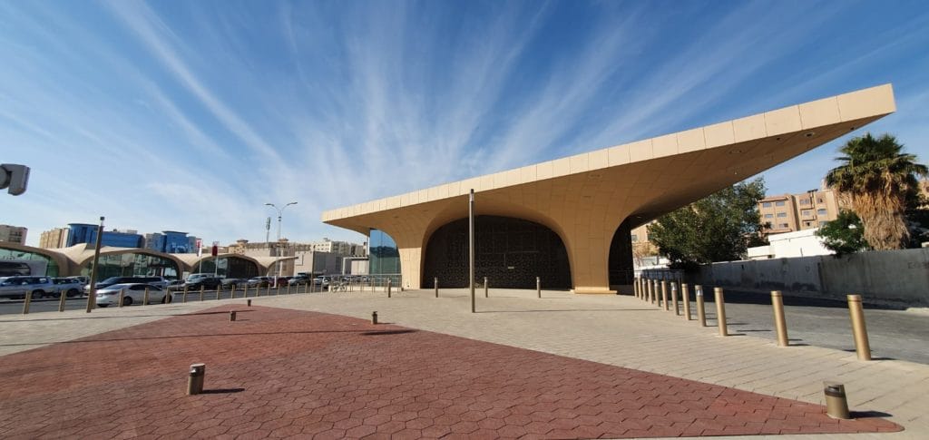 Doha Metro with (and without) kids - everything you need to know before ...